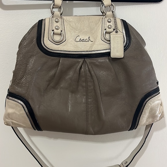 Coach | Bags | Coach Classic Ashley Tri Color Leather Satchel Handbag ...